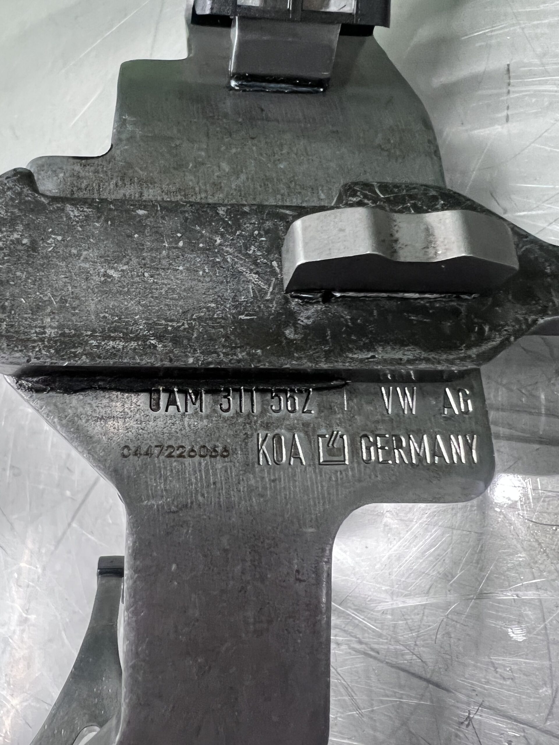 0AM 0CW Reverse Shift Fork 0AM311562 - Automatic Gearbox Services