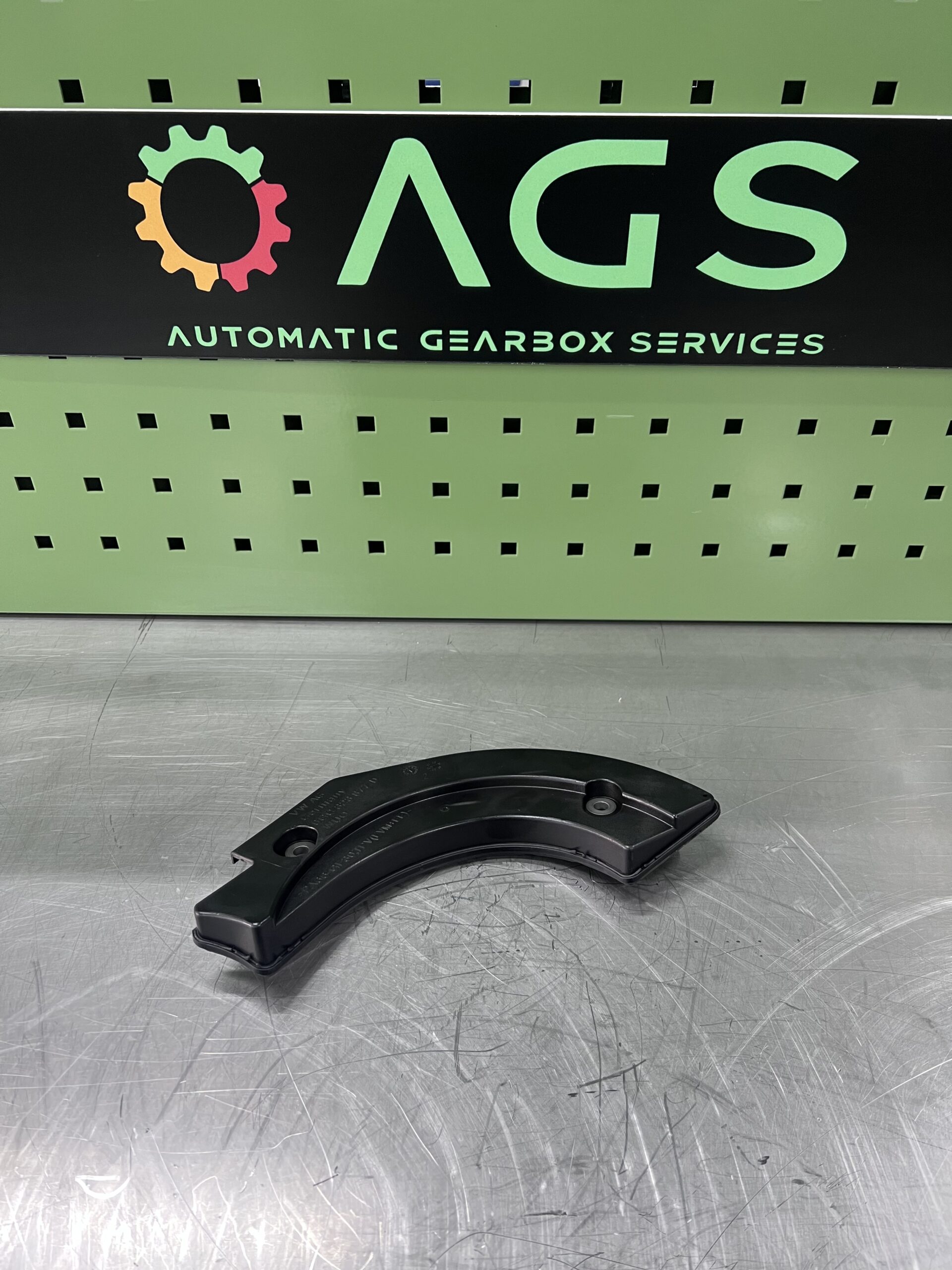 DQ381 Differential oil deflector 0GC 0GC323877D 0GC 323 877 D ...